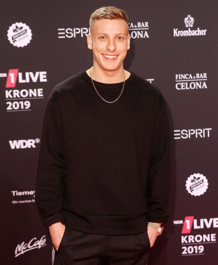 Felix Lobrecht: So wichtig sind sein Bruder und seine Schwester