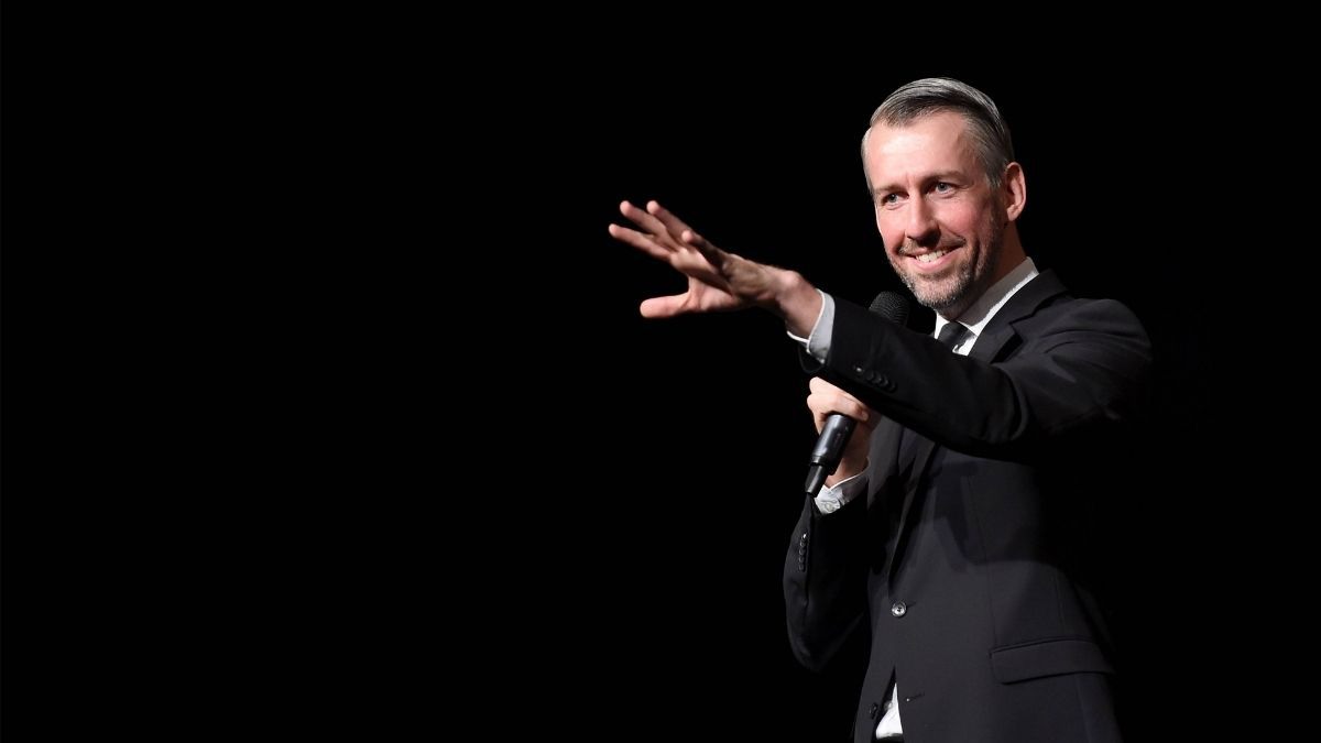 Sebastian Pufpaffs Comedy-Karriere: Vom Hörsaal über die „heute-show ...