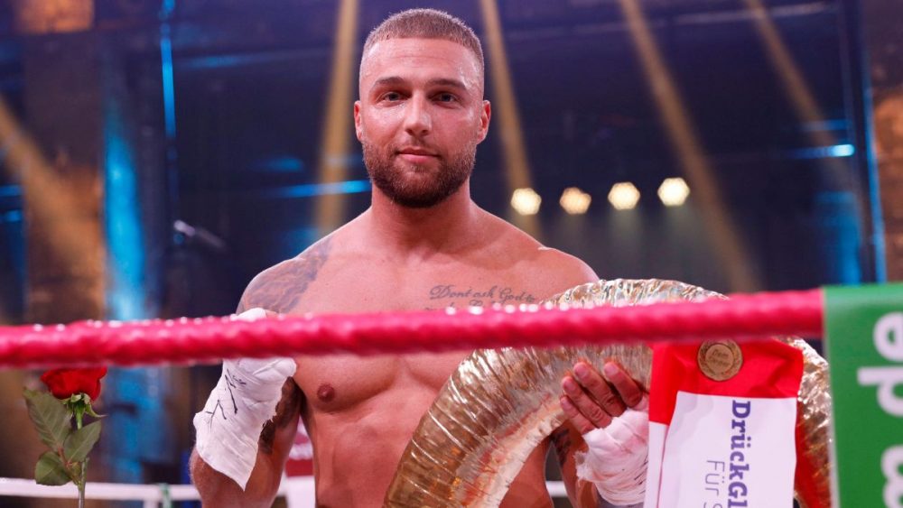 Von Filip Pavlovic kann man lernen, eine Freundin zu finden & zu halten ...